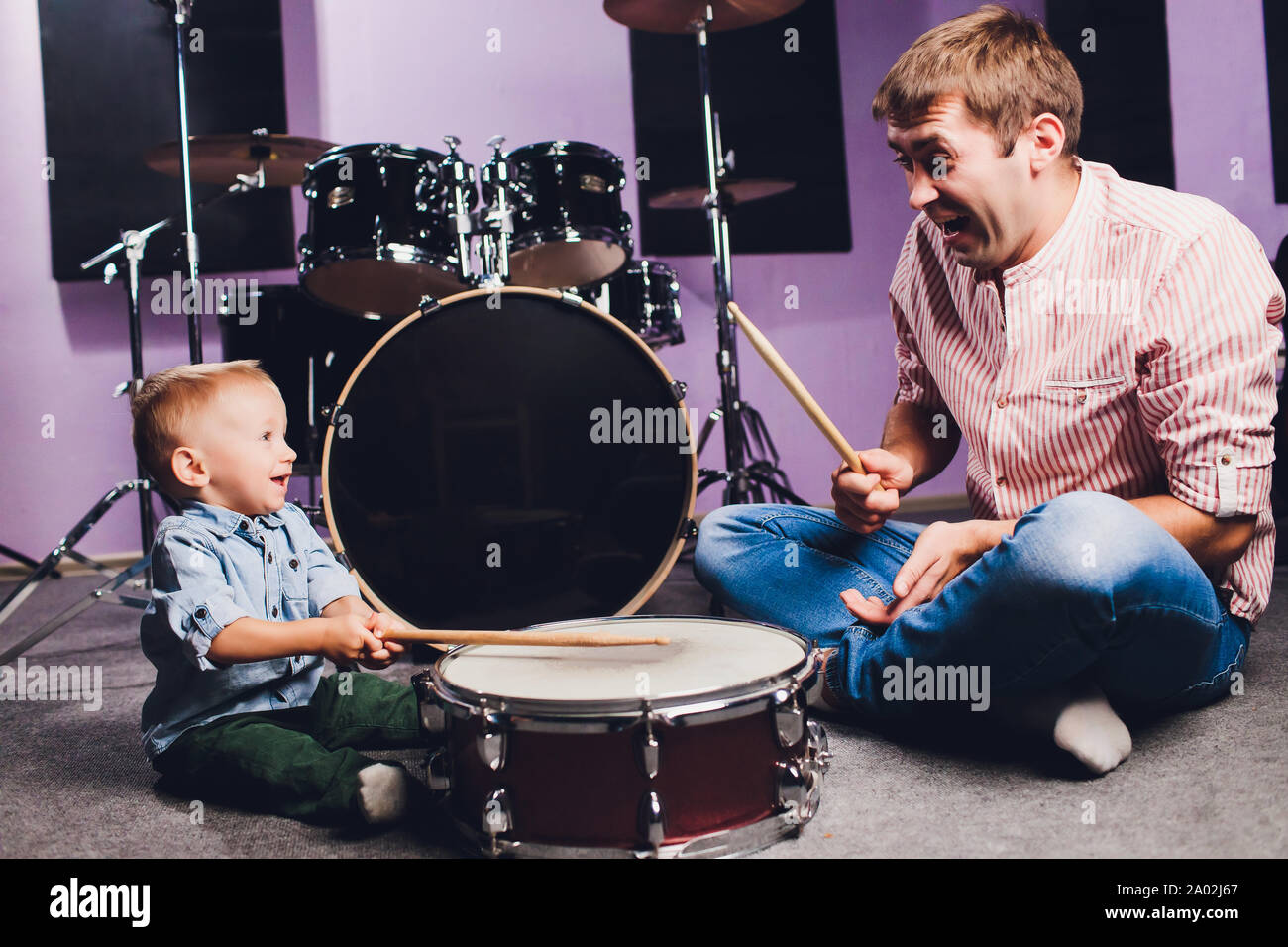 Kids boy drummer concert hi-res stock photography and images - Alamy