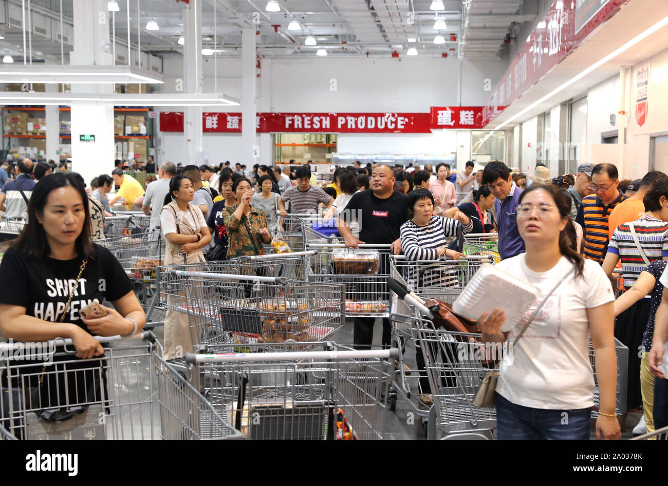 The costco store in shanghai hi-res stock photography and images - Alamy