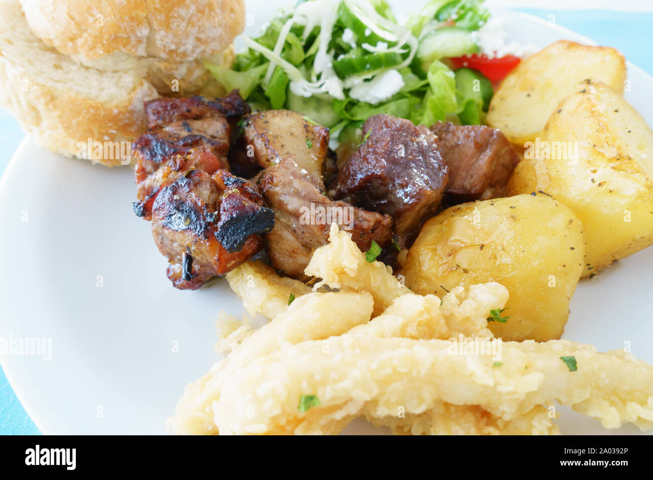 Healthy plate unhealthy plate table hi-res stock photography and images ...
