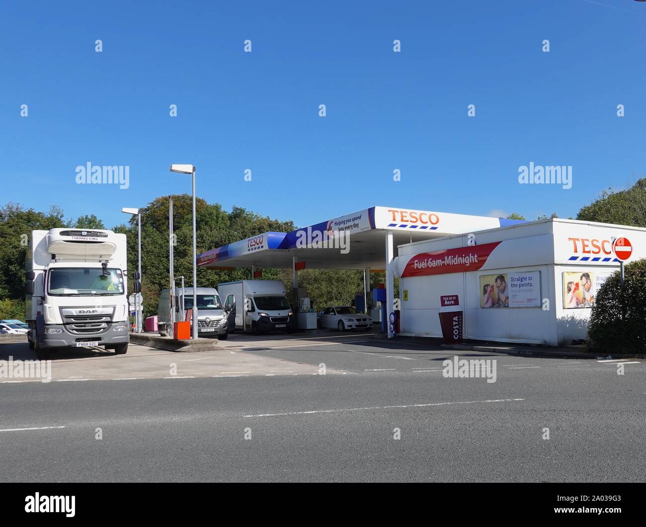 Tesco service station hi-res stock photography and images - Alamy