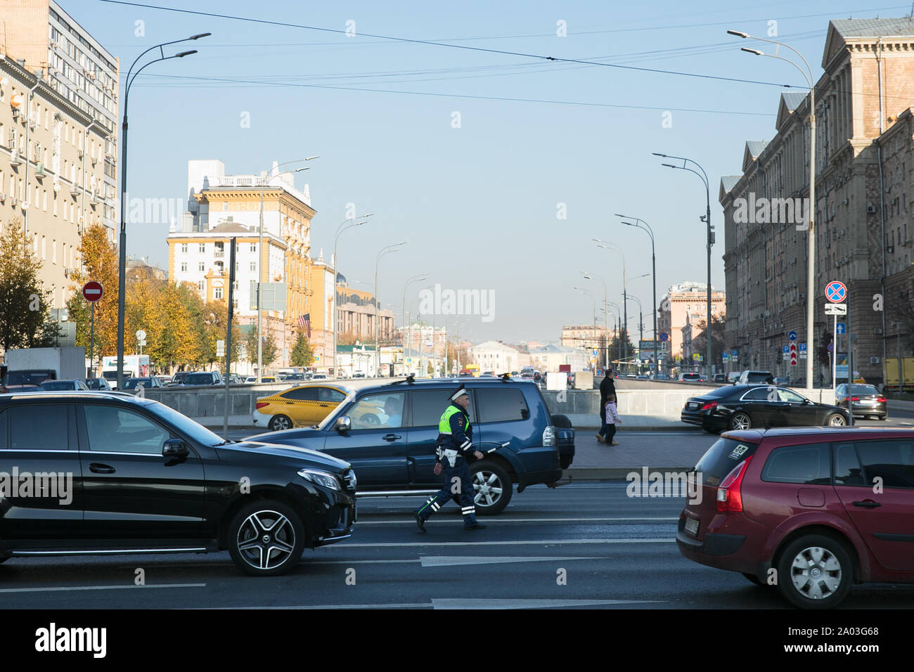 Road police officer at work Stock Photo - Alamy