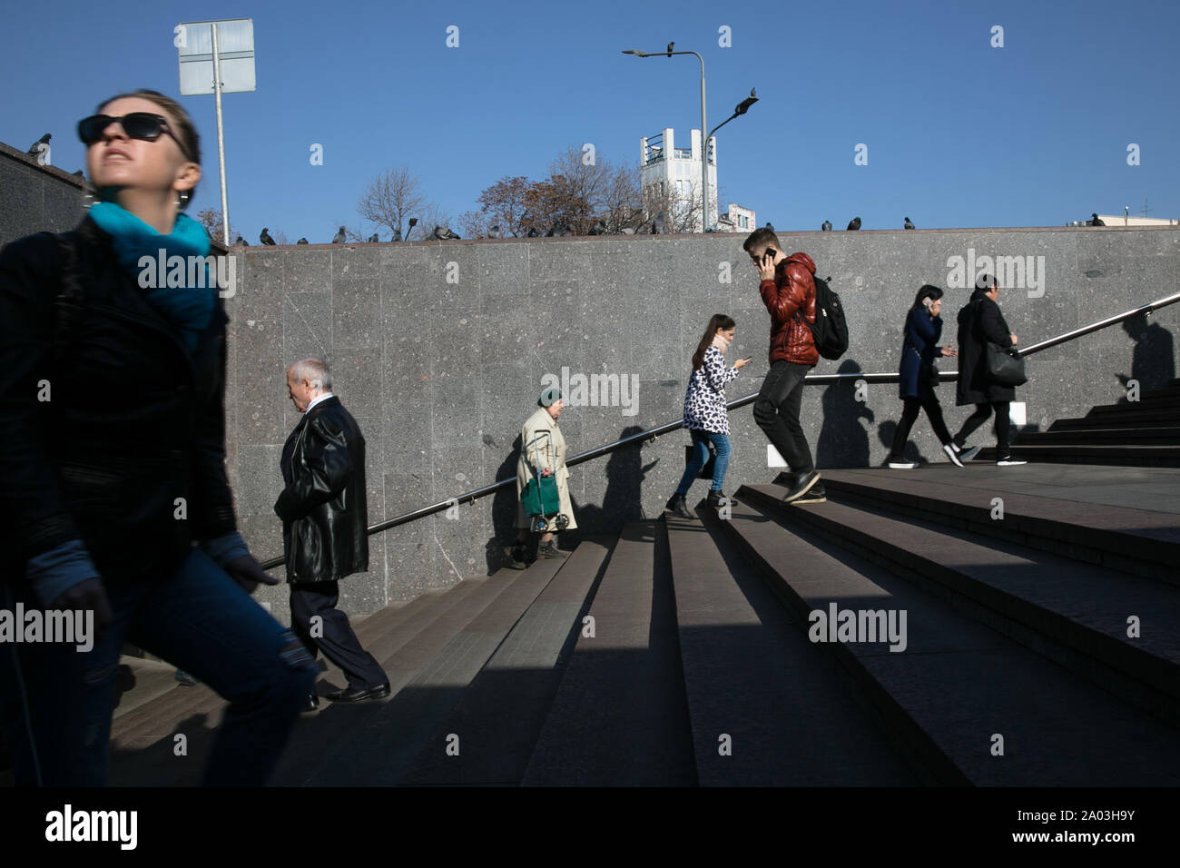 People rush hi-res stock photography and images - Alamy