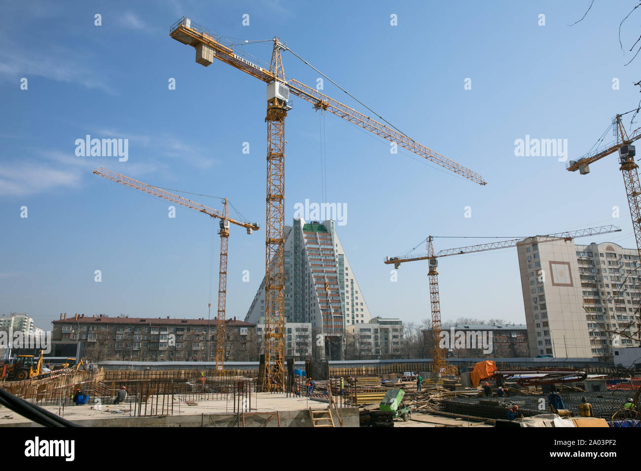 New house building in Moscow Stock Photo - Alamy