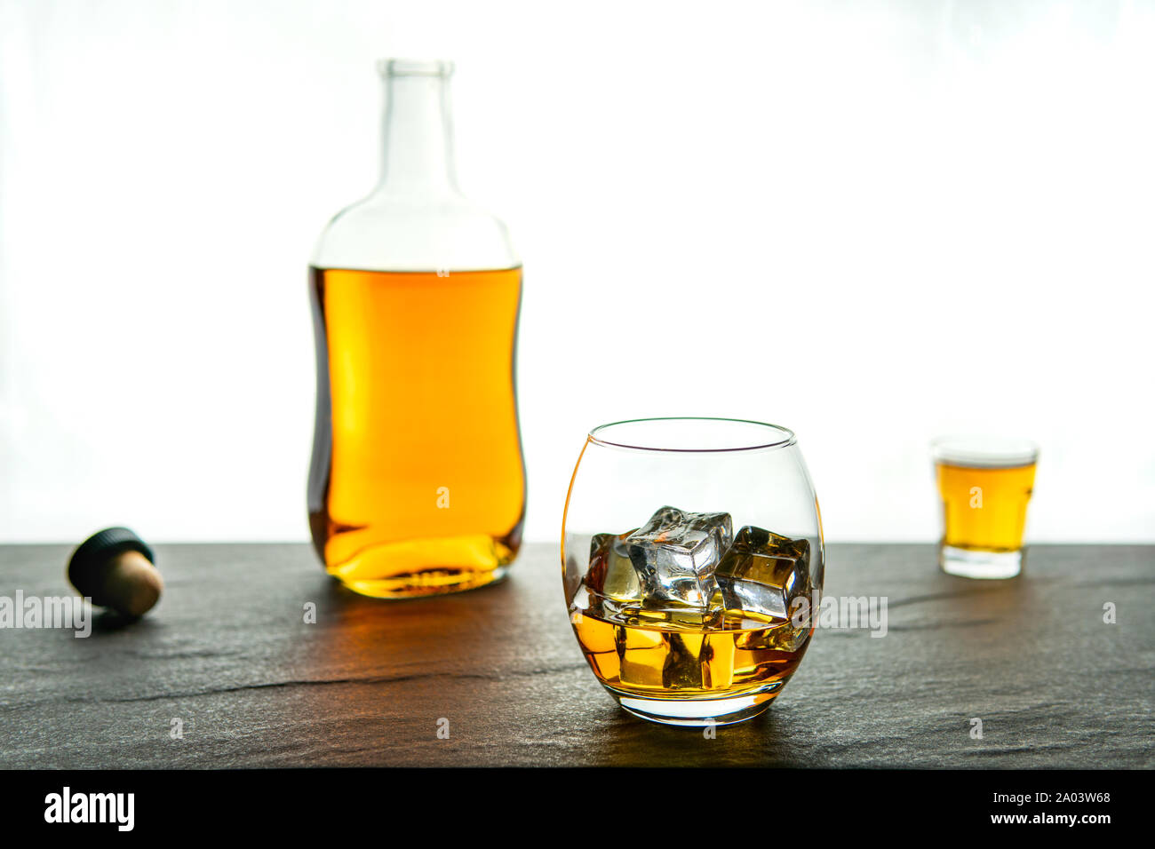 Cocktail shot measure hi-res stock photography and images - Alamy