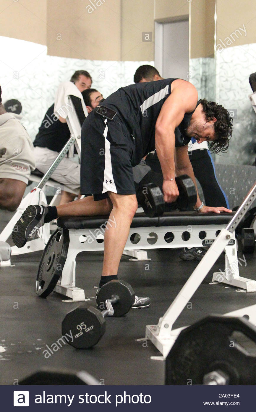 Pumping Iron Stock Photos & Pumping Iron Stock Images - Alamy