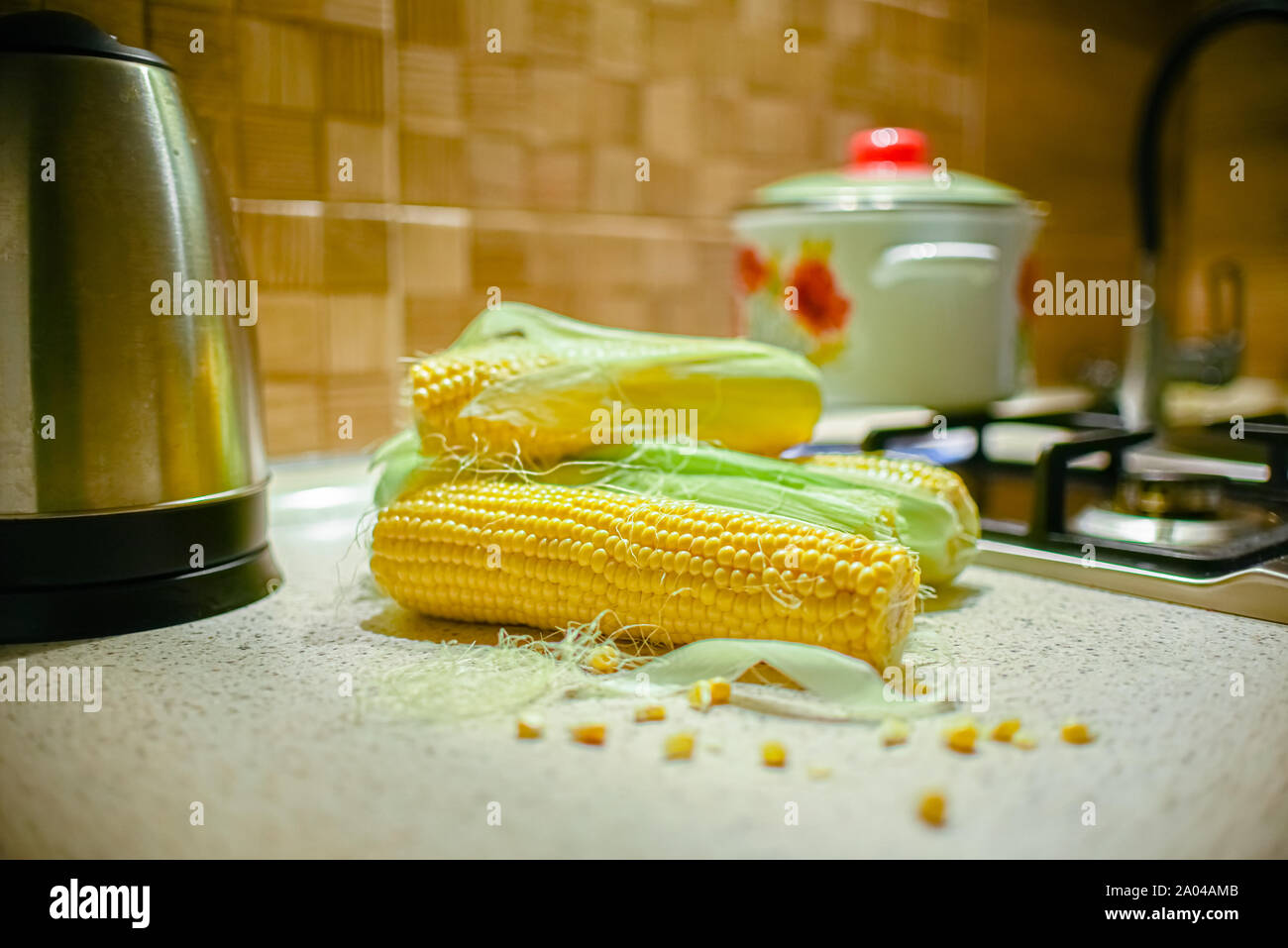 Corn in the kitchen hi-res stock photography and images - Alamy