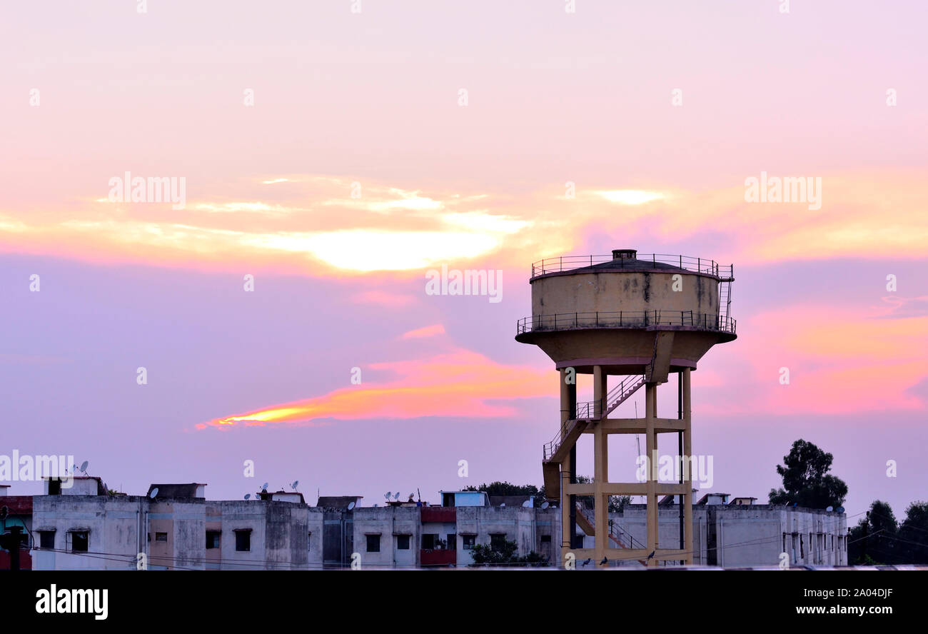 Overhead water tank hi-res stock photography and images - Alamy