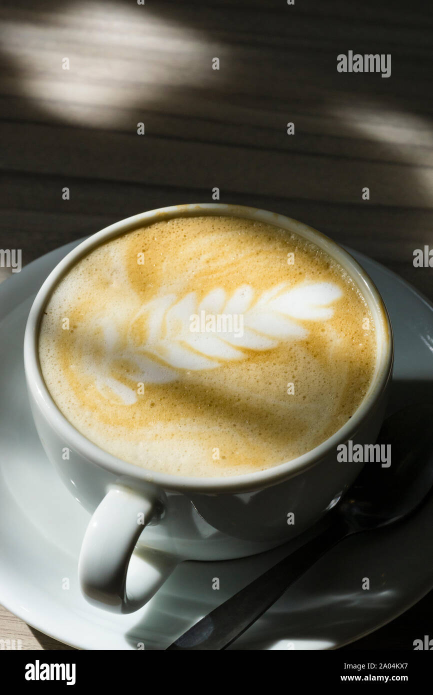 Foam by design hi-res stock photography and images - Alamy