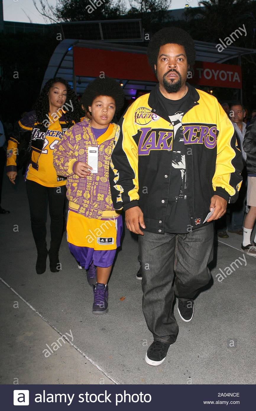 Ice Cube Family Los Angeles Stock Photos & Ice Cube Family Los Angeles ...