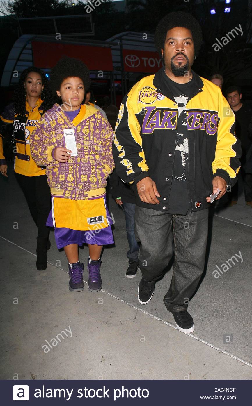 Ice Cube Family Los Angeles Stock Photos & Ice Cube Family Los Angeles ...