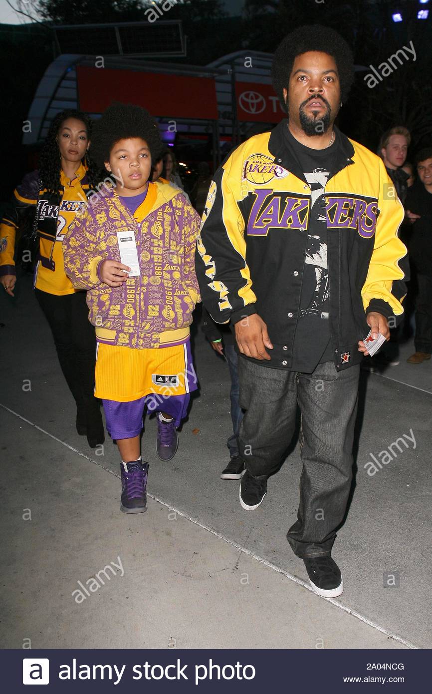Ice Cube Family Los Angeles Stock Photos & Ice Cube Family Los Angeles ...