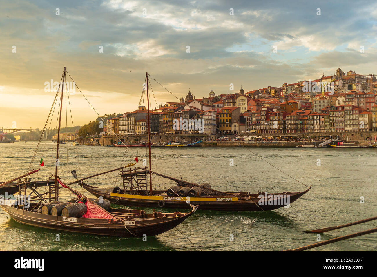 Porto sunset hi-res stock photography and images - Alamy