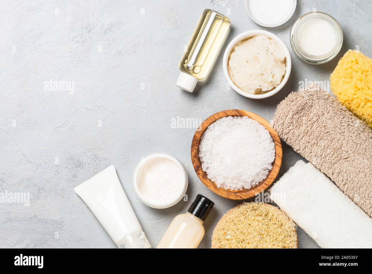 Facial cosmetics hi-res stock photography and images - Alamy