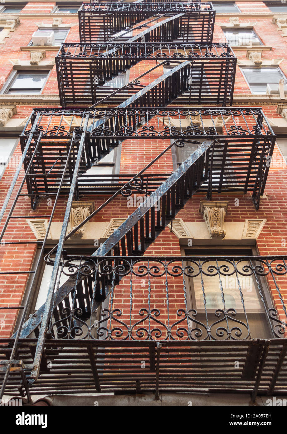 City stairs hi-res stock photography and images - Alamy