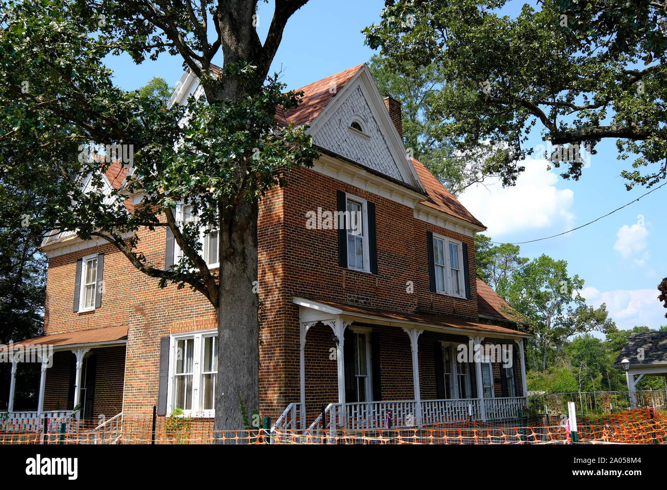 Old House and Oak Tree Stock Photo - Alamy