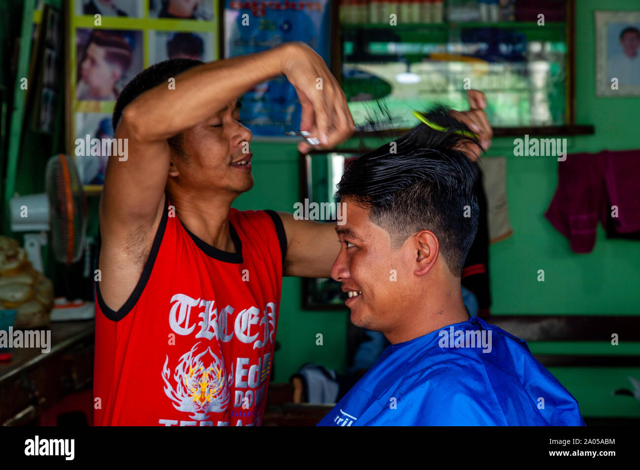 A Burmese Man Having A Haircut, Nyaung Shwe, Shan State, Myanmar Stock ...