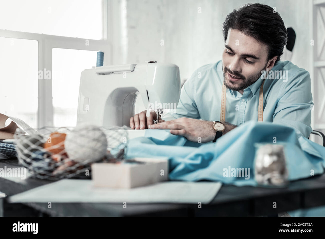 Person sewing hi-res stock photography and images - Alamy