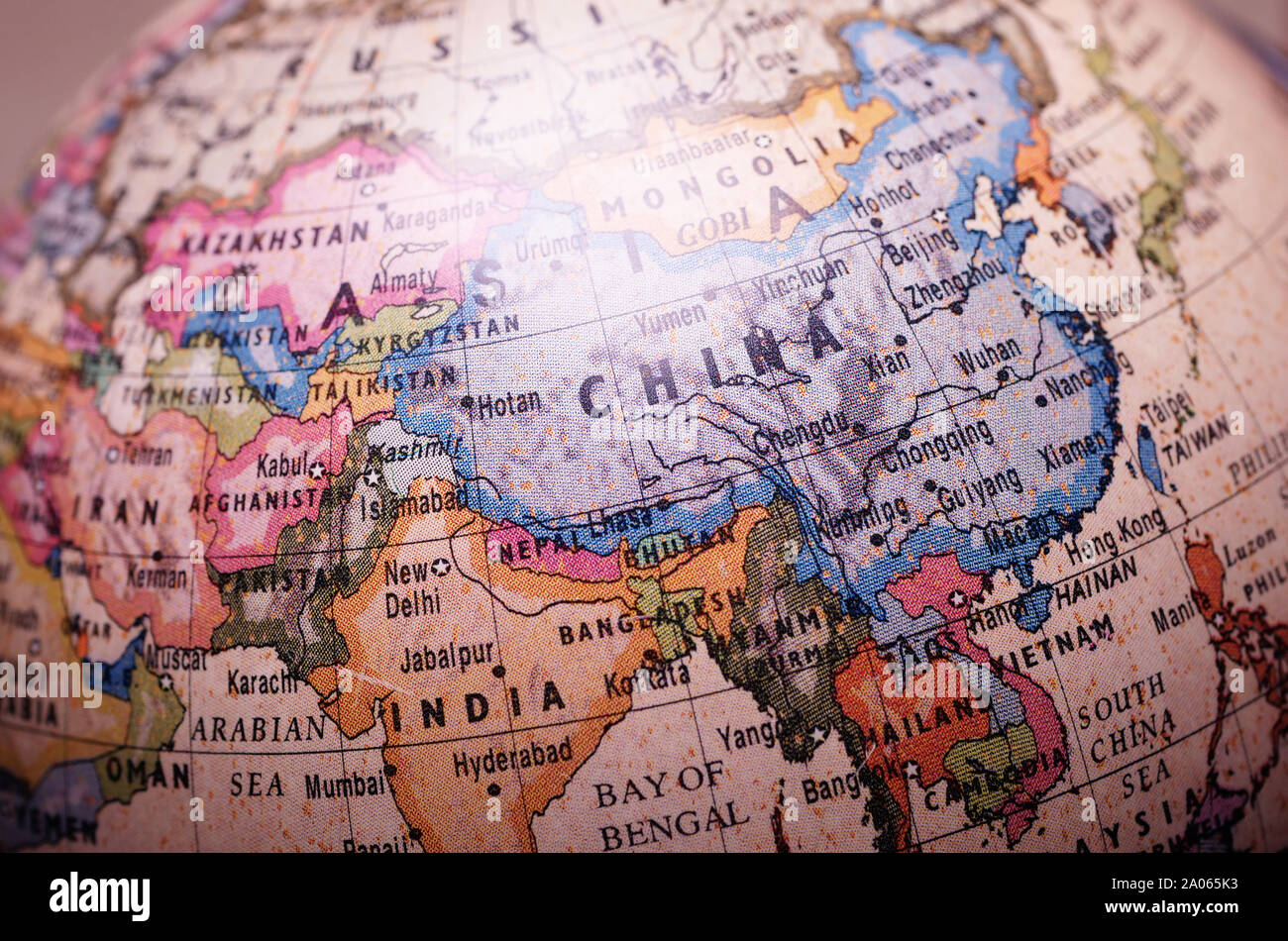 Globe asia engraving hi-res stock photography and images - Alamy