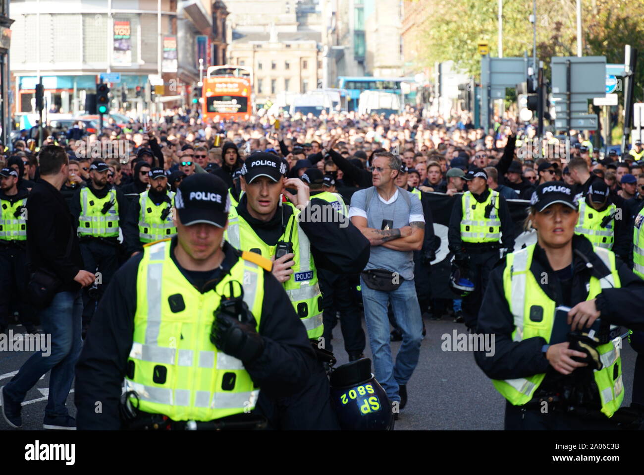 Glasgow rangers fans hi-res stock photography and images - Alamy