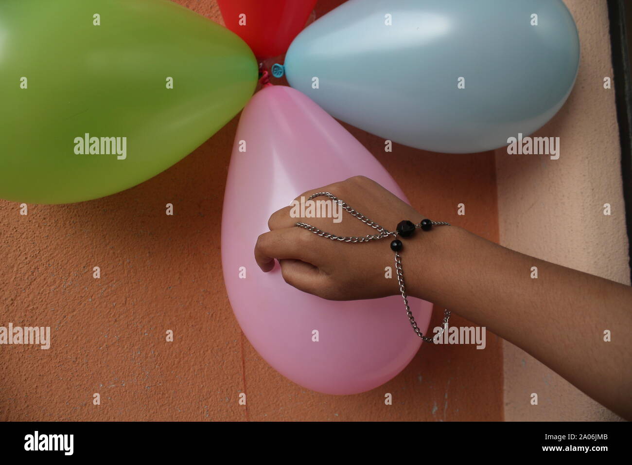 Jewelry model hi-res stock photography and images - Alamy