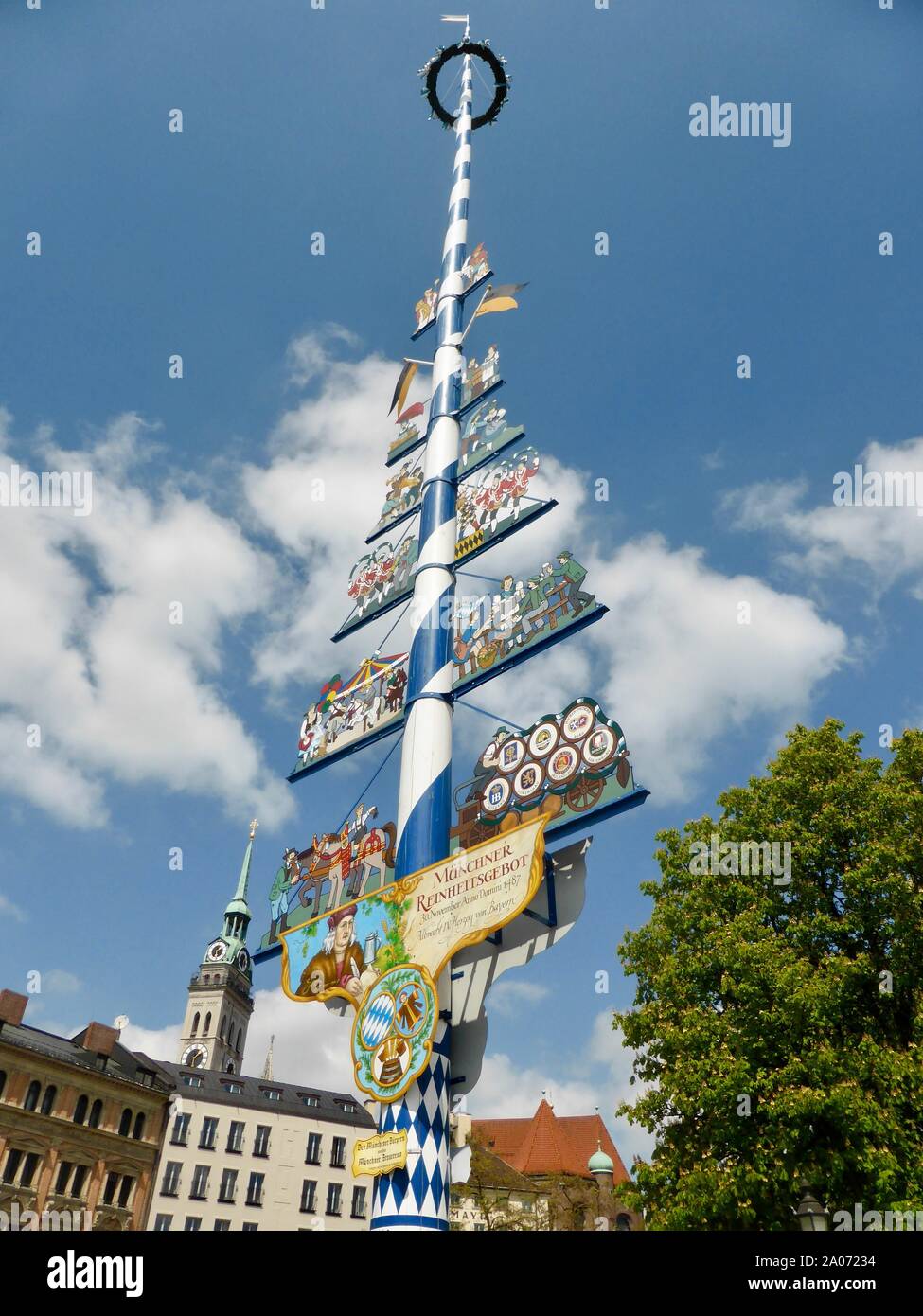 Oktoberfest maypole hi-res stock photography and images - Alamy