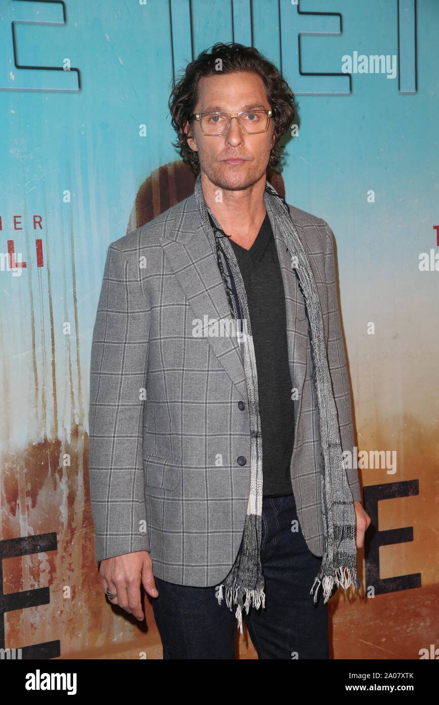 Los Angeles.CA.USA. Matthew McConaughey at HBO's True Detective TV ...
