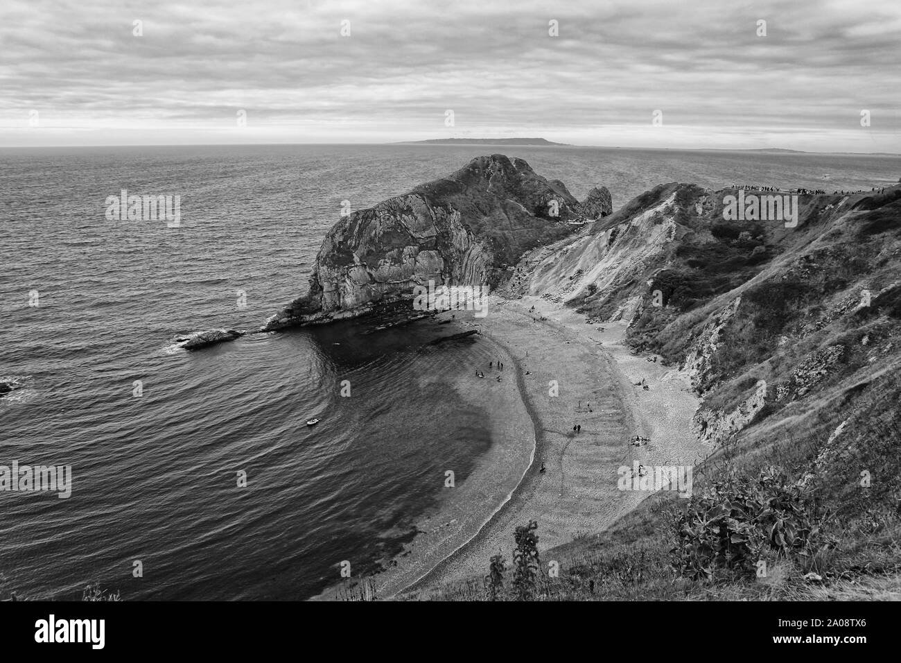 Dorset`s Durdle door, beautiful rock formation on the English shore ...