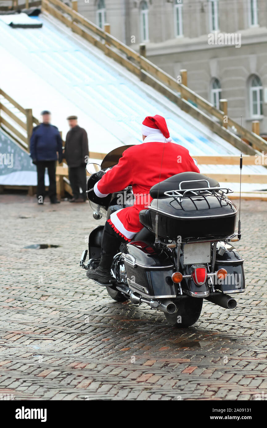 Biker santa hi-res stock photography and images - Alamy