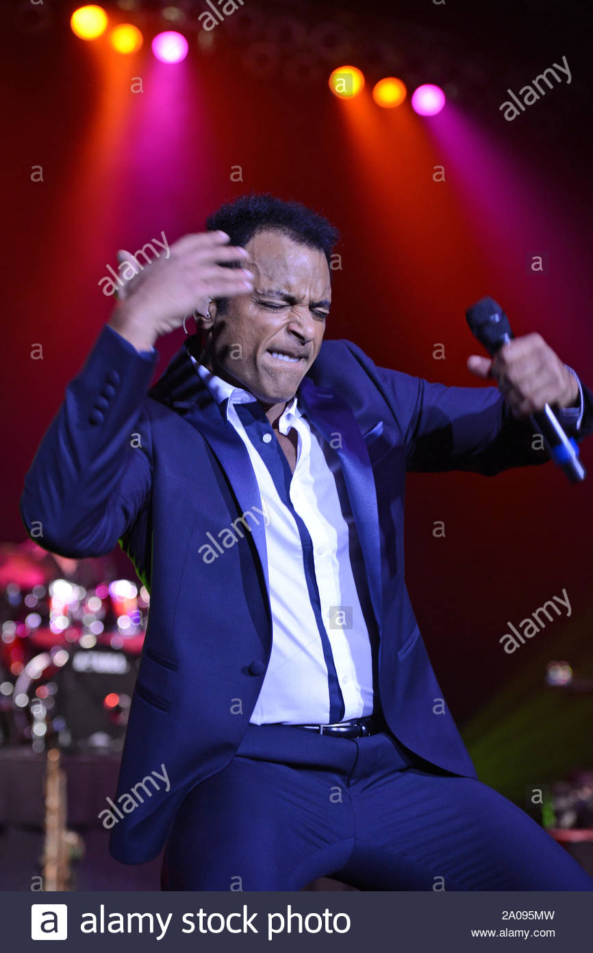 Jon Secada Stock Photos & Jon Secada Stock Images - Alamy