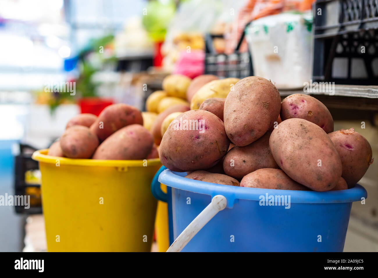 Market potatoes group vegetable hi-res stock photography and images - Alamy