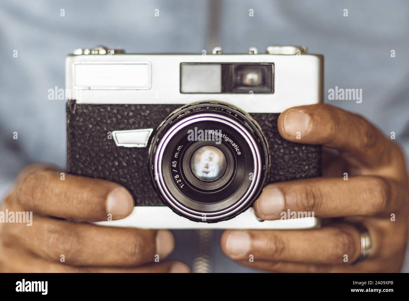 Retro photo girl hands hi-res stock photography and images - Alamy