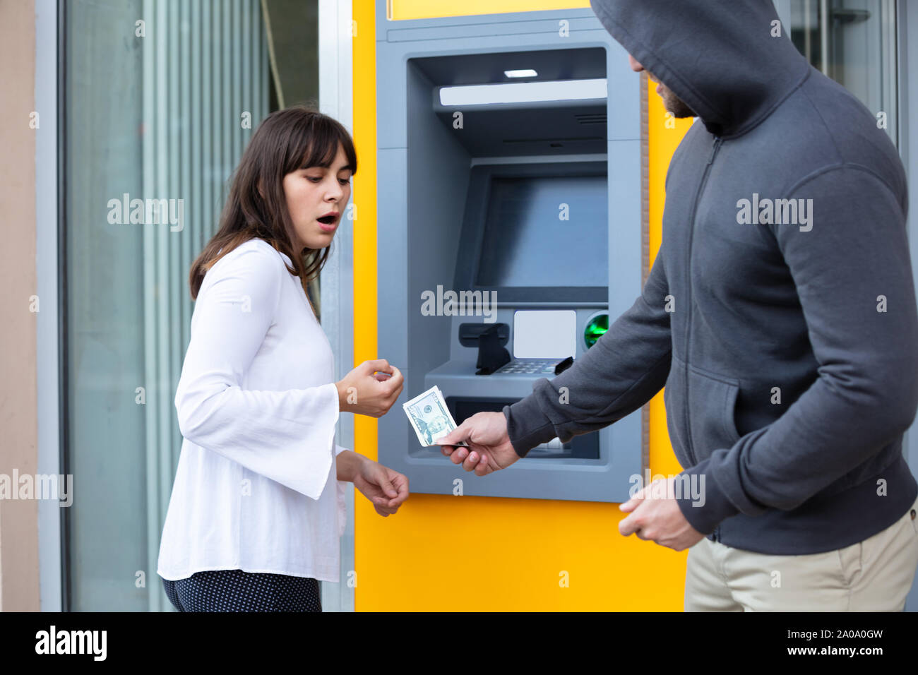 Robbery atm hi-res stock photography and images - Alamy