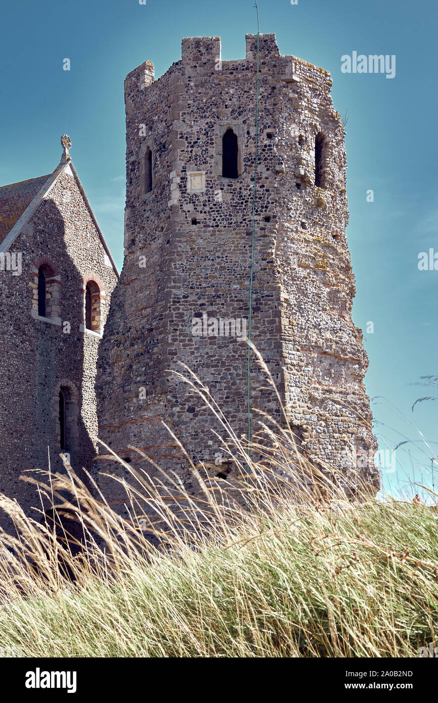 Medieval dover castle largest hi-res stock photography and images - Alamy