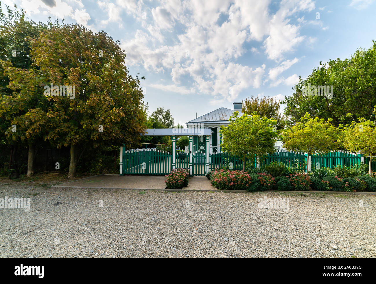 Typical rural Russian landscape with a view of the Cossack house Stock ...