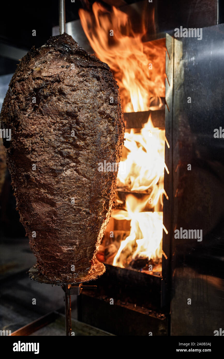 Rotating gyros hi-res stock photography and images - Alamy