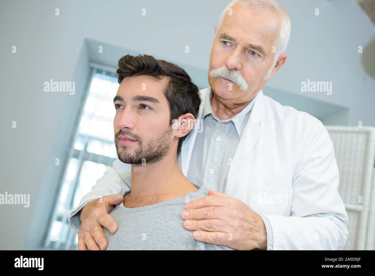 Physio therapy hi-res stock photography and images - Alamy