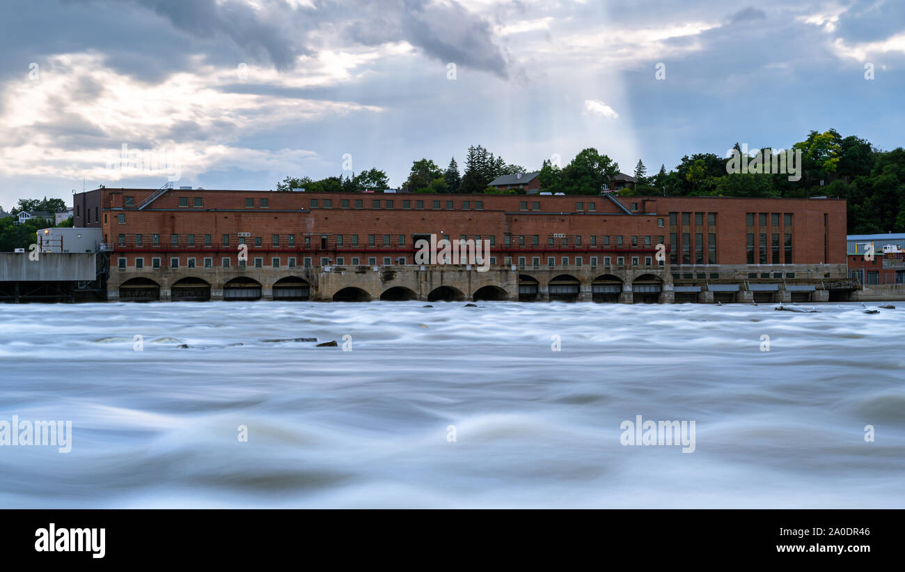 Hydroelectric power station dam hi-res stock photography and images - Alamy