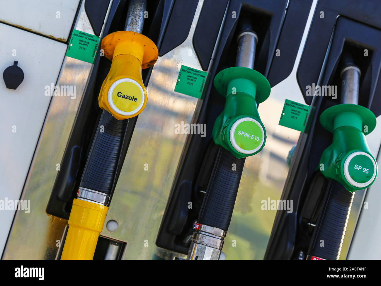 Gas station open road hi-res stock photography and images - Alamy