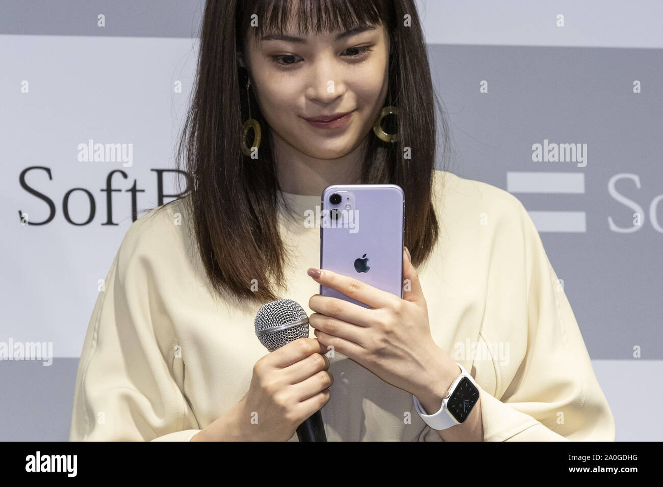 Suzu hirose hi-res stock photography and images - Alamy