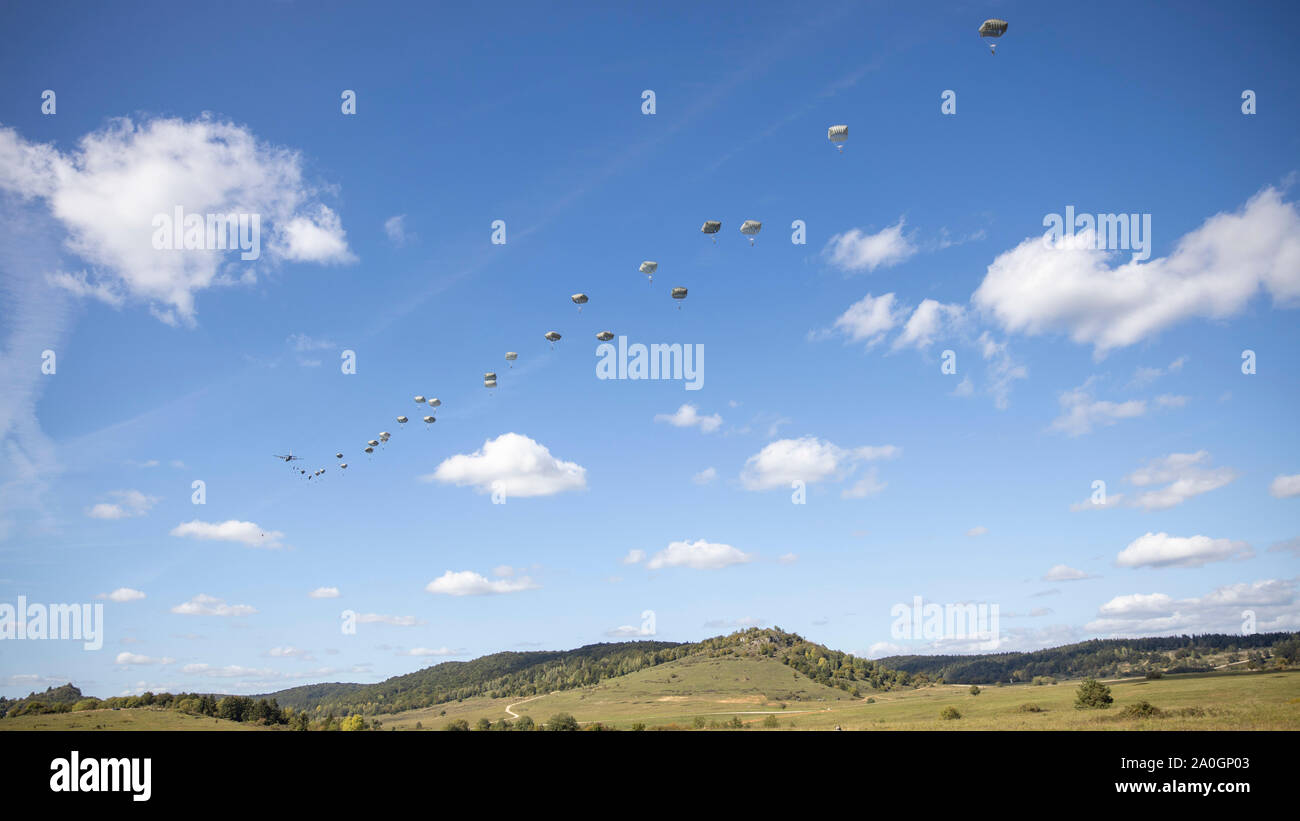 Combined joint operations center hi-res stock photography and images ...
