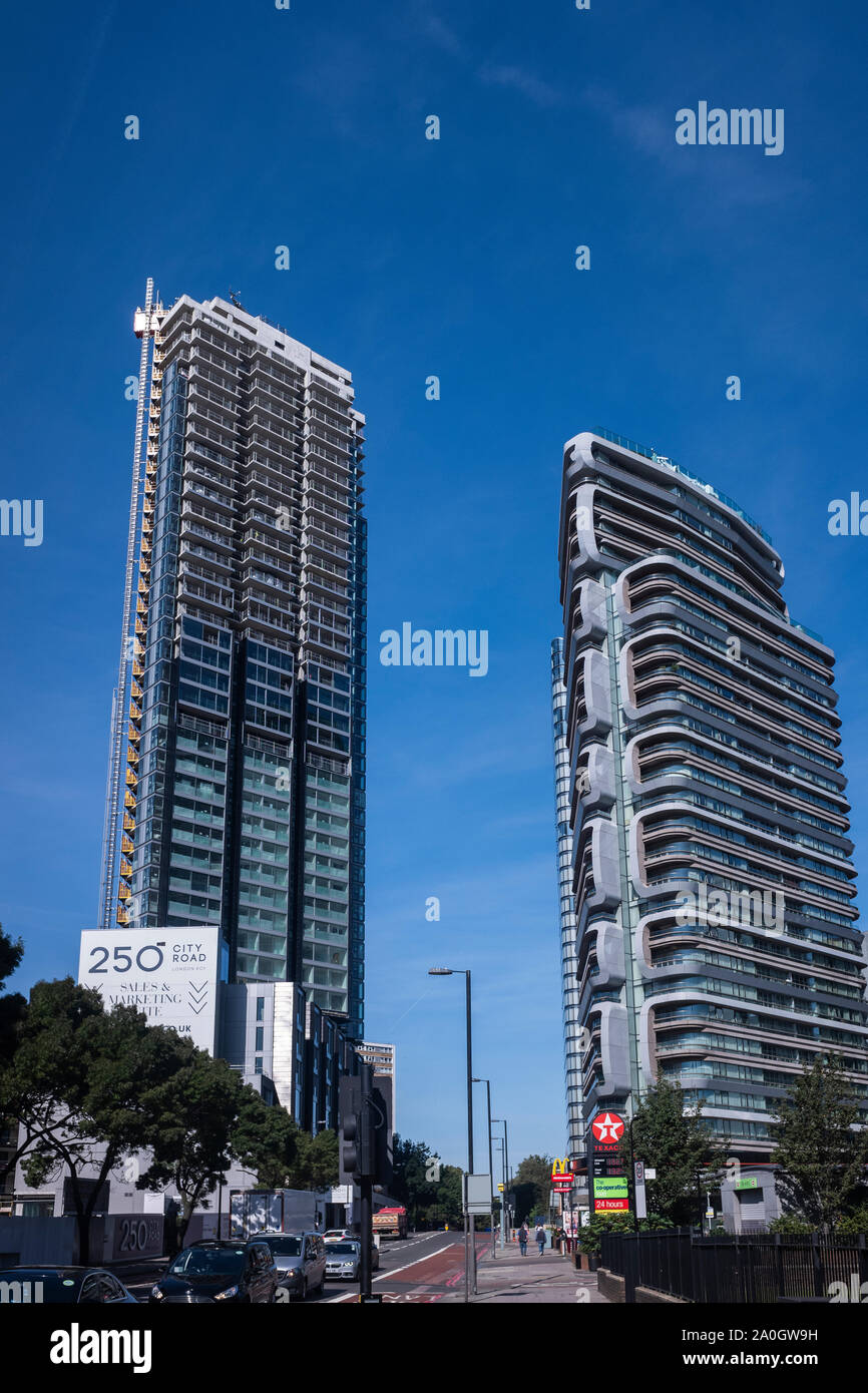 Canaletto residential tower london hi-res stock photography and images ...
