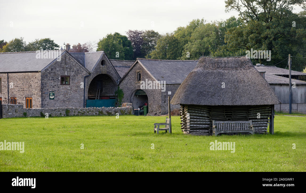 Historic priddy village green hi-res stock photography and images - Alamy