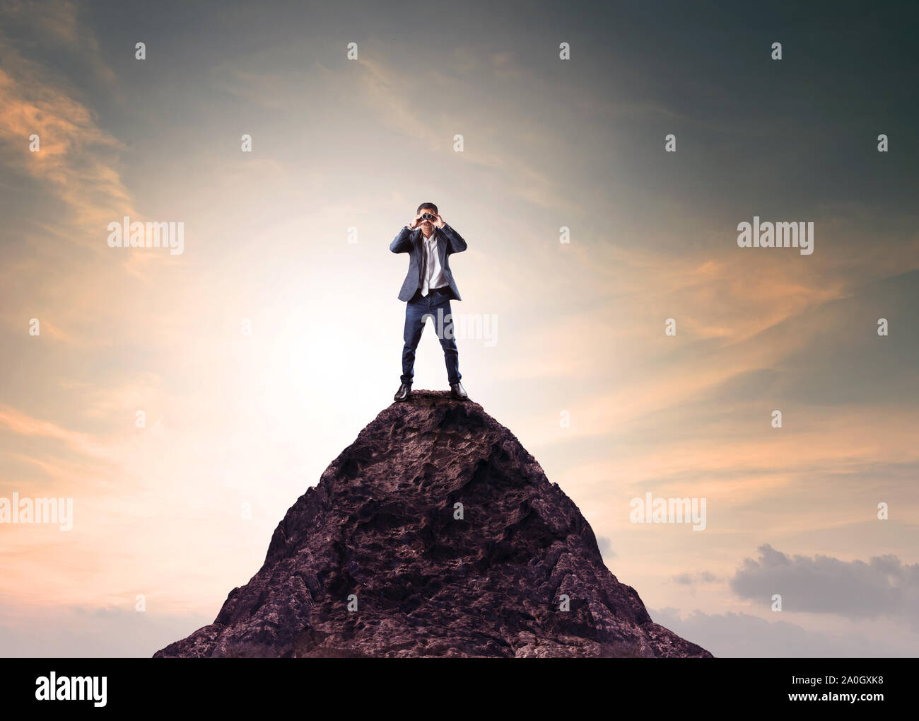 Serching hi-res stock photography and images - Alamy