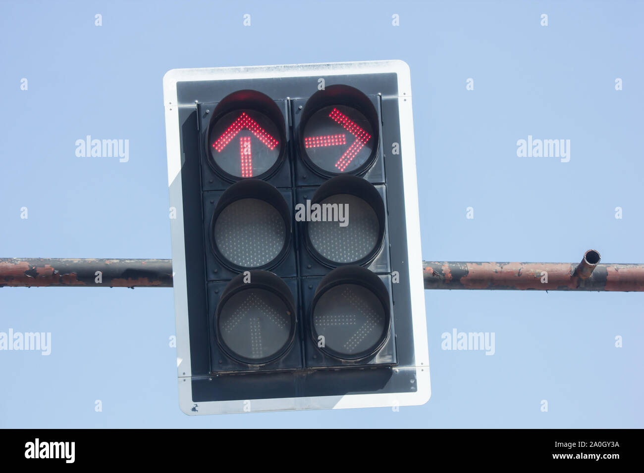 Red light for stop of led traffic light Stock Photo - Alamy