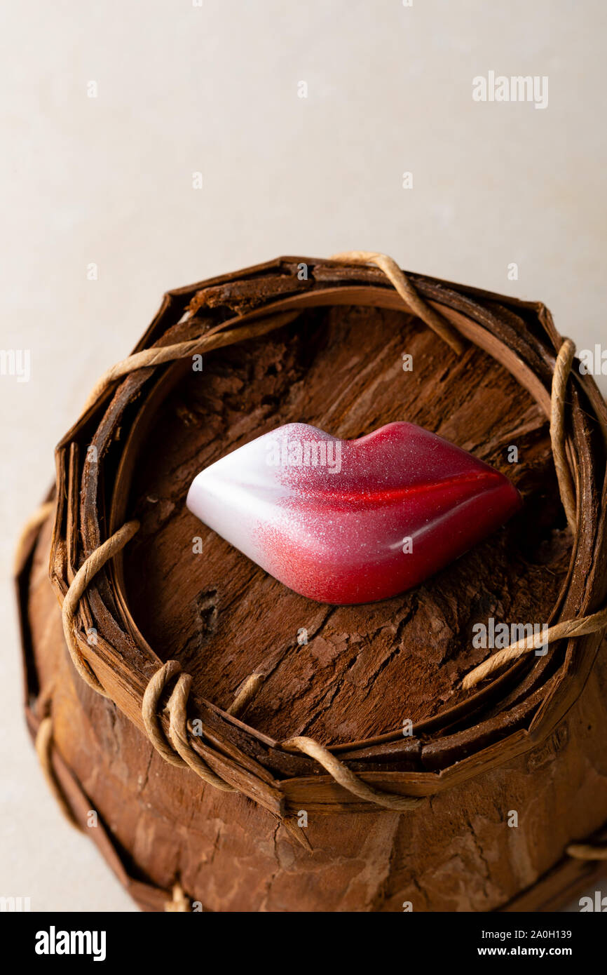 Lips as candy hi-res stock photography and images - Alamy