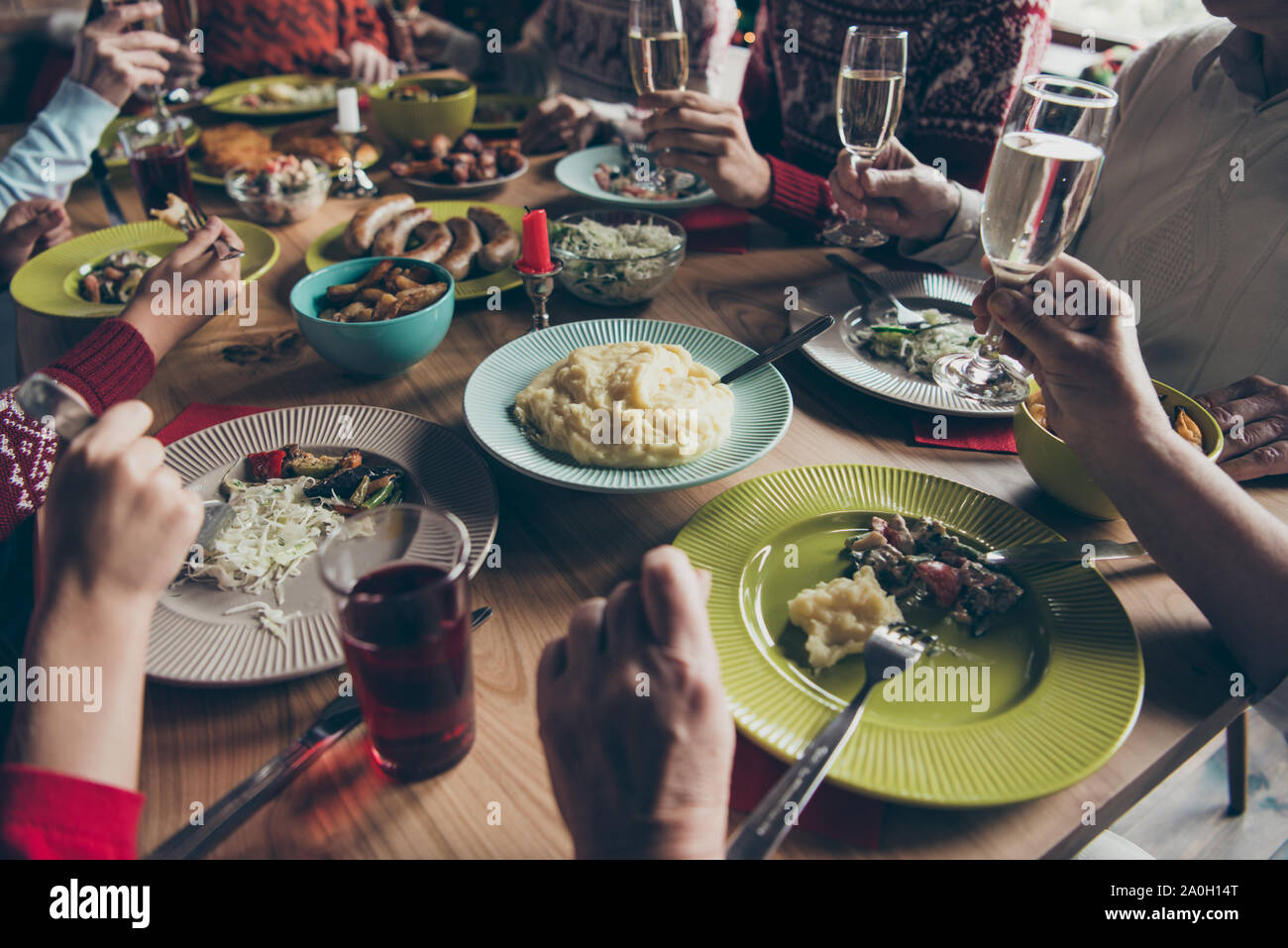 Cropped food, domestic products, dishes, beverages. Noel evening family ...