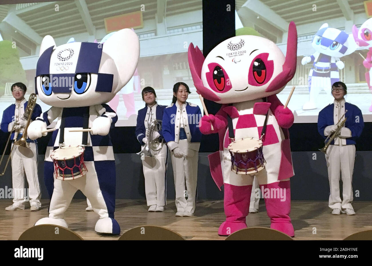 Tokyo olympics 2020 mascot hi-res stock photography and images - Alamy