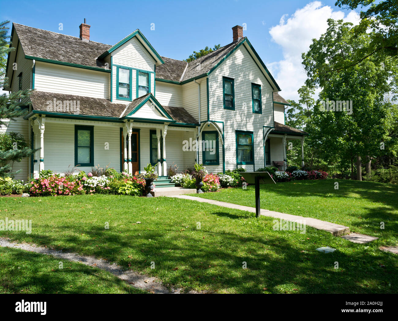 House ontario canada hi-res stock photography and images - Alamy