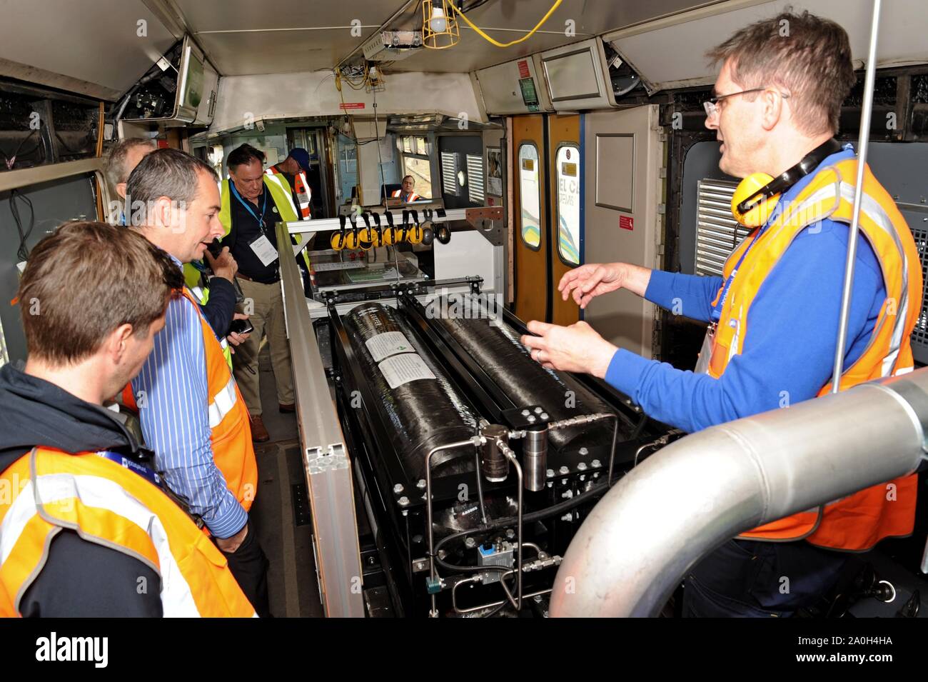 Rail industry staff on a guided tour of Birmingham Universities ...