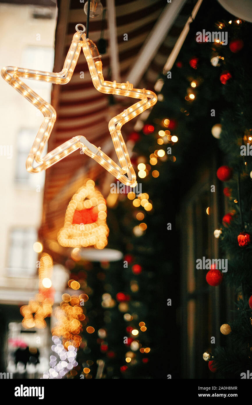 Golden Street Lights High Resolution Stock Photography and Images - Alamy